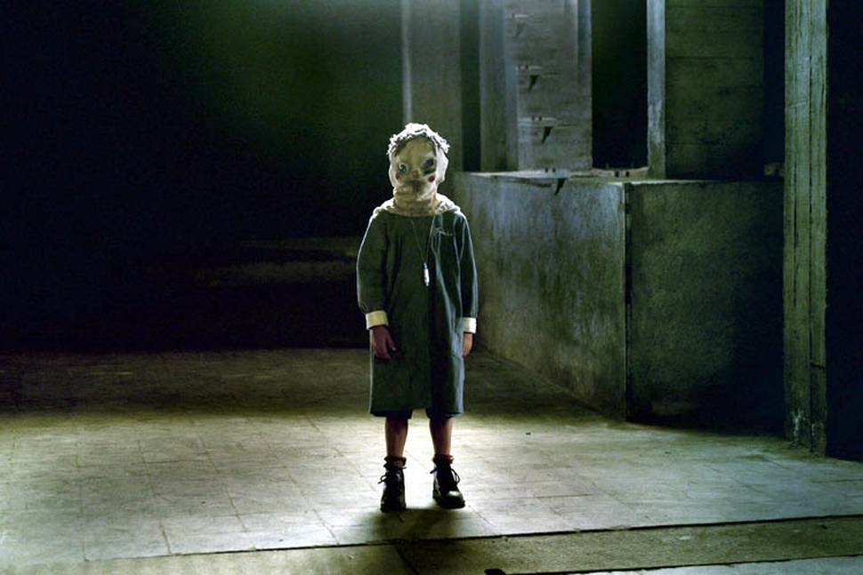 16 Best Haunted House Movies of All Time - Cinemaholic