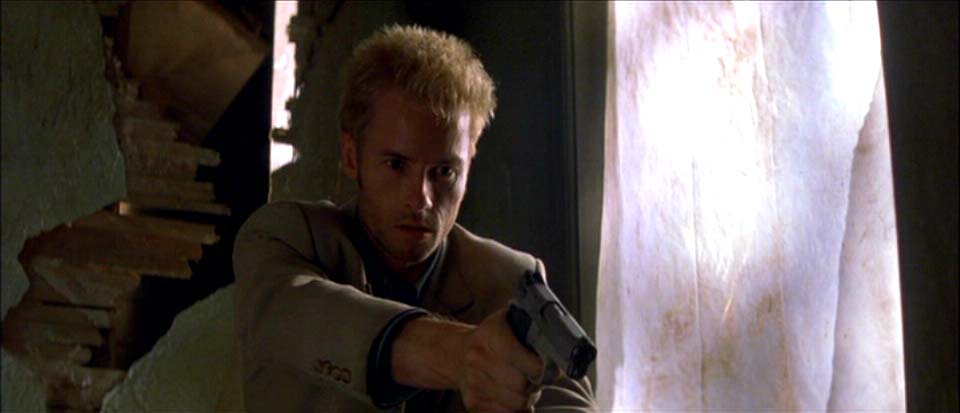 Memento, Explained | Ending, Timeline, Meaning