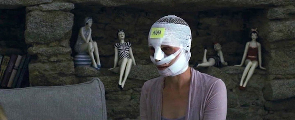 10 Best Foreign Horror Movies of All Time - The Cinemaholic