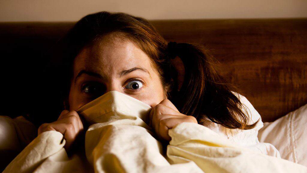 How to Enjoy Horror Movies, Explained - The Cinemaholic