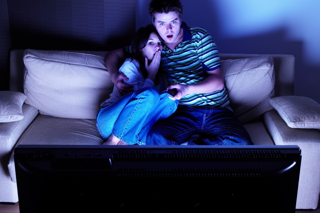 How to Enjoy Horror Movies, Explained - The Cinemaholic