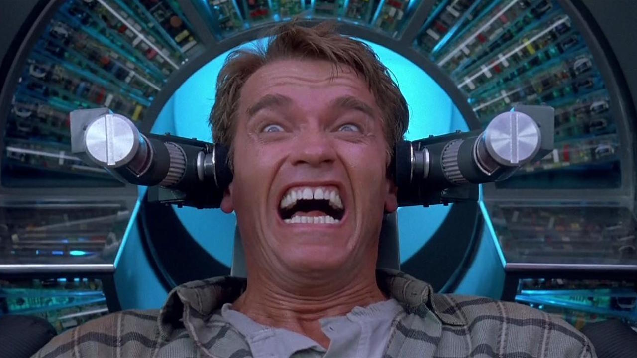 Total Recall Ending, Explained | Alternate Original Ending - Cinemaholic