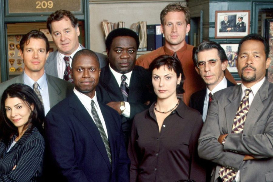 90s TV Shows | 20 Best TV Series of the 1990s - The Cinemaholic
