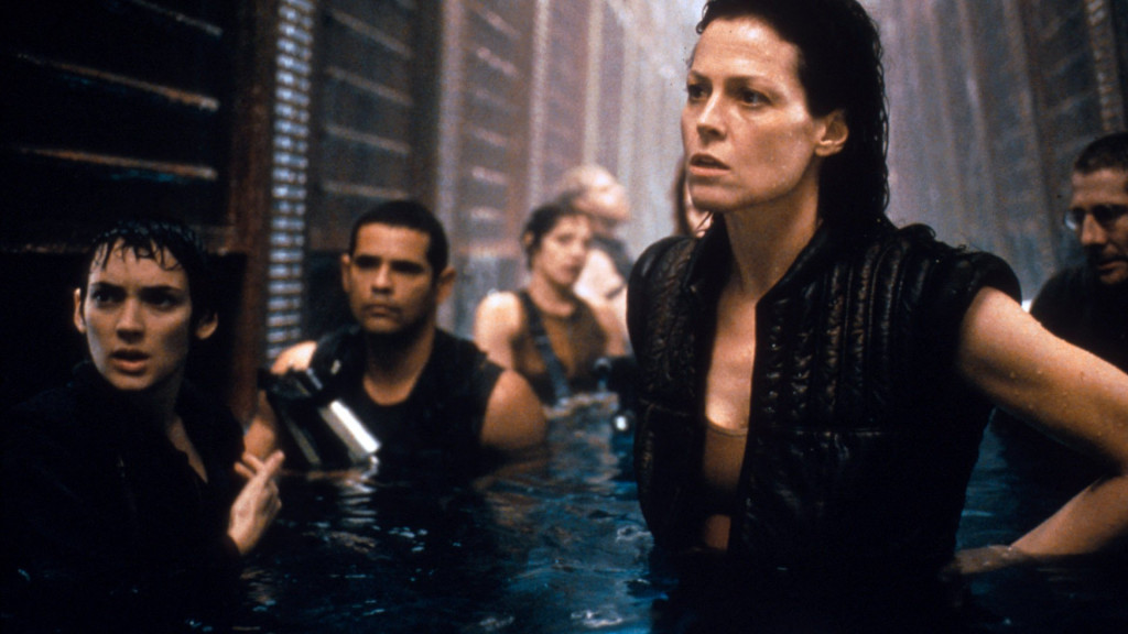 Alien Horror Movies | 15 Best Scary Alien Films - The Cinemaholic