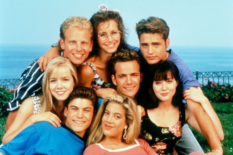 90s TV Shows | 20 Best TV Series of the 1990s - The Cinemaholic