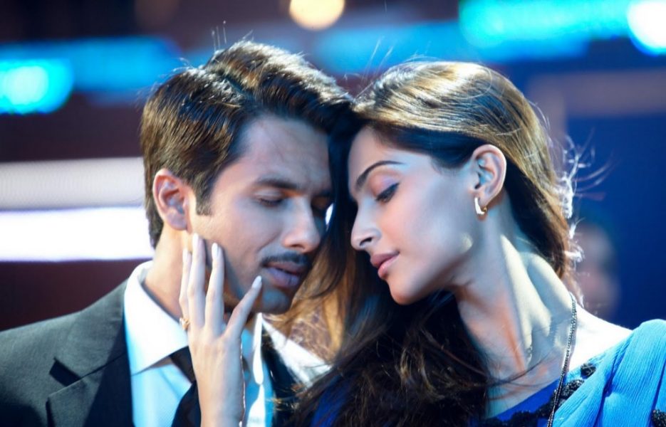 Sonam Kapoor Movies | 13 Best Films You Must See - The Cinemaholic