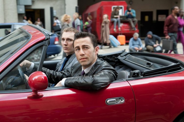 Looper Movie Plot Ending Scene, Explained - Cinemaholic