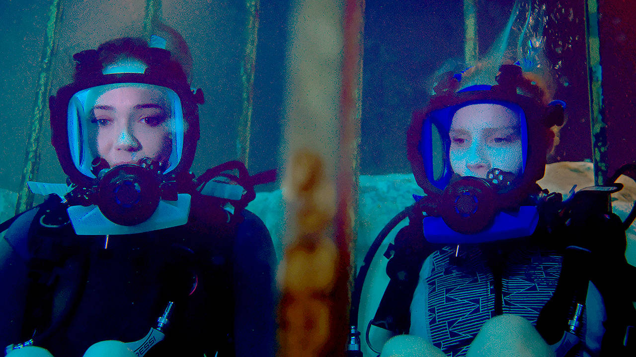 47 Meters Down Ending, True Story, Spoilers: Explained - Cinemaholic