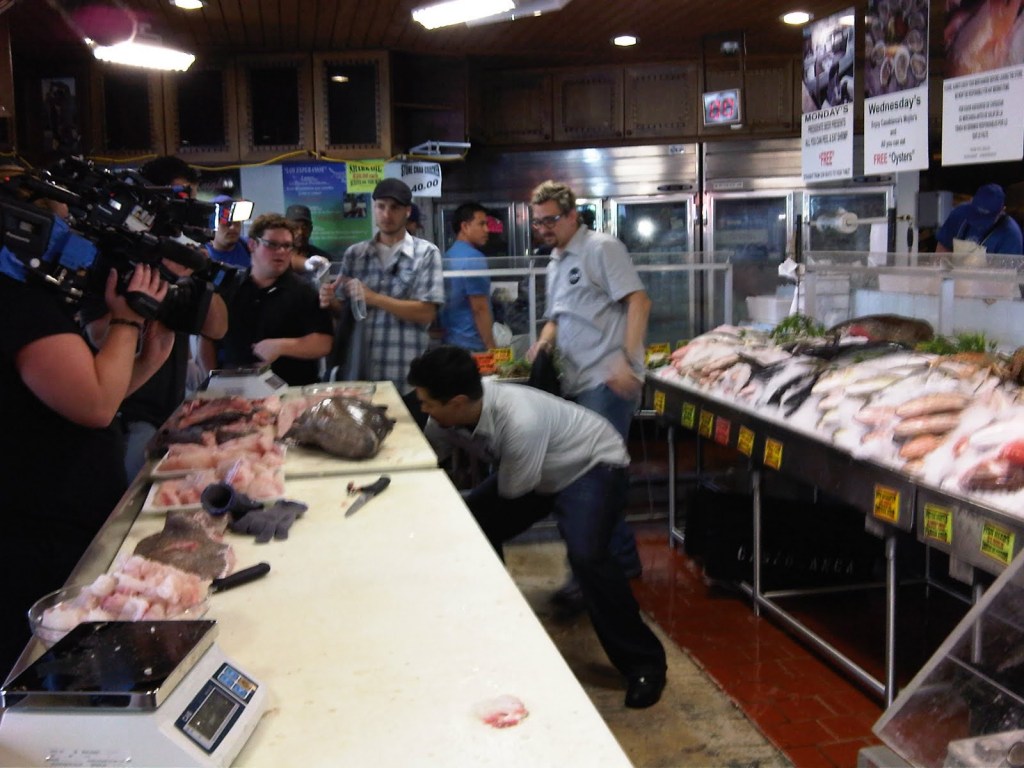 Shows Like Man V. Food | 6 Must See Similar TV Series