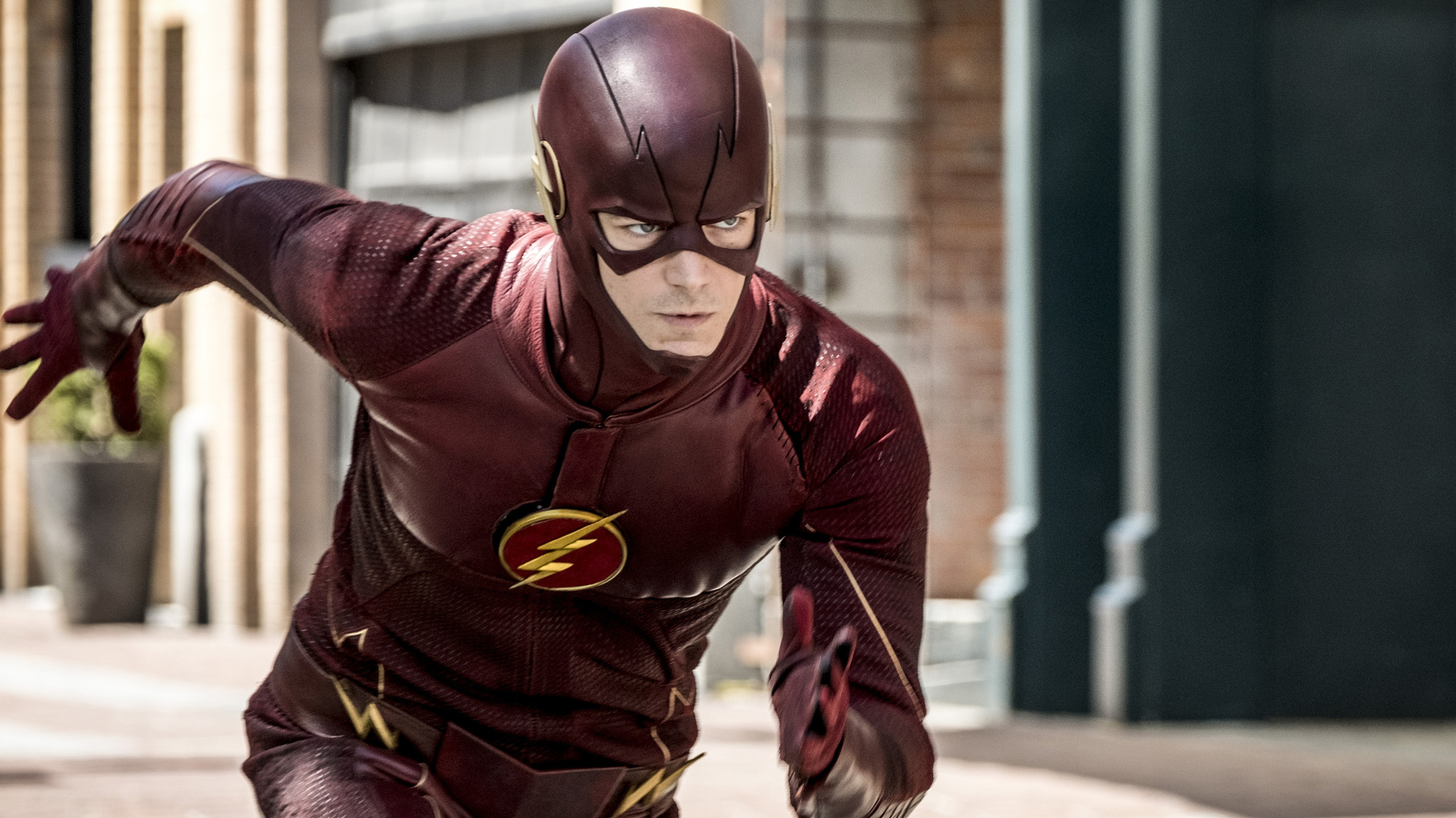 The Flash: Where Was the Show Filmed? Is Central City a Real Filming ...