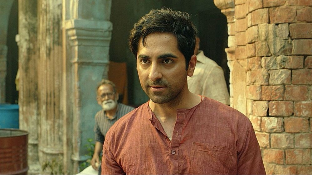Gulabo Sitabo Ending, Explained | Amazon Prime Movie Plot Summary