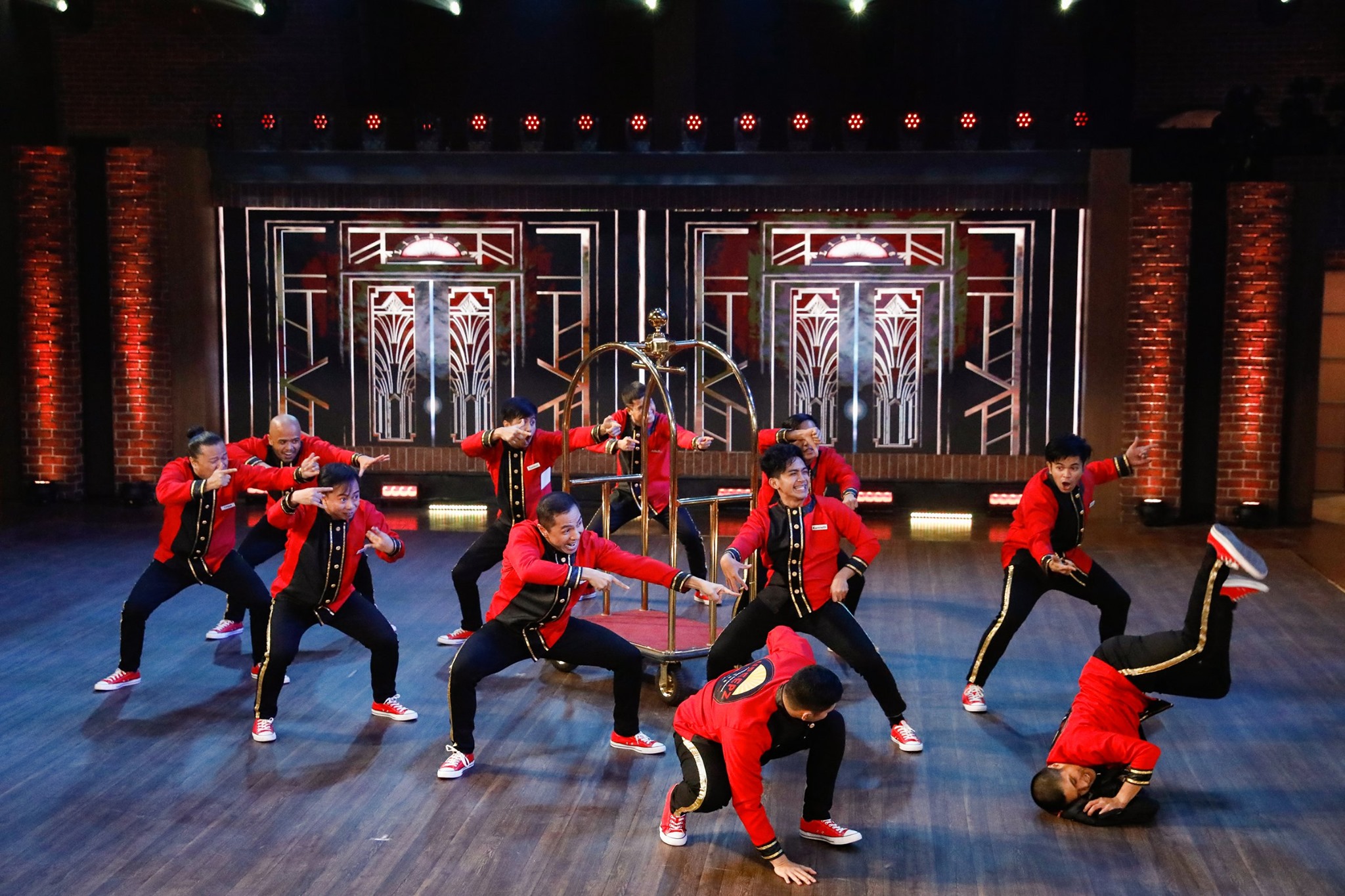 UPeepz, World of Dance: Nationality, Performances, Dance Style