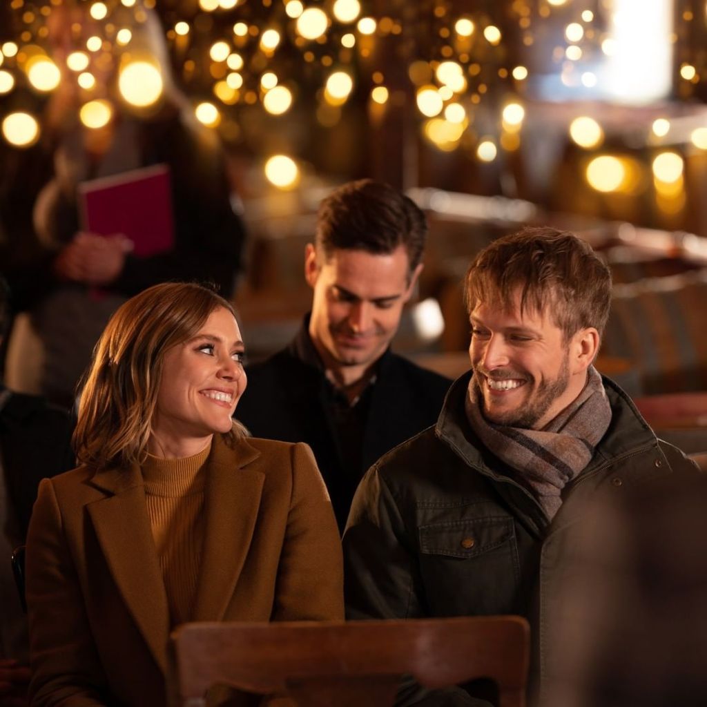 Christmas On The Vine Cast