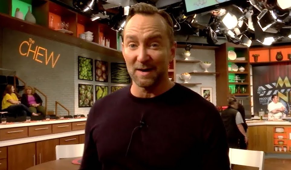 Who Is Clinton Kelly's Husband? Is Self-Made Mansions Host Married ...