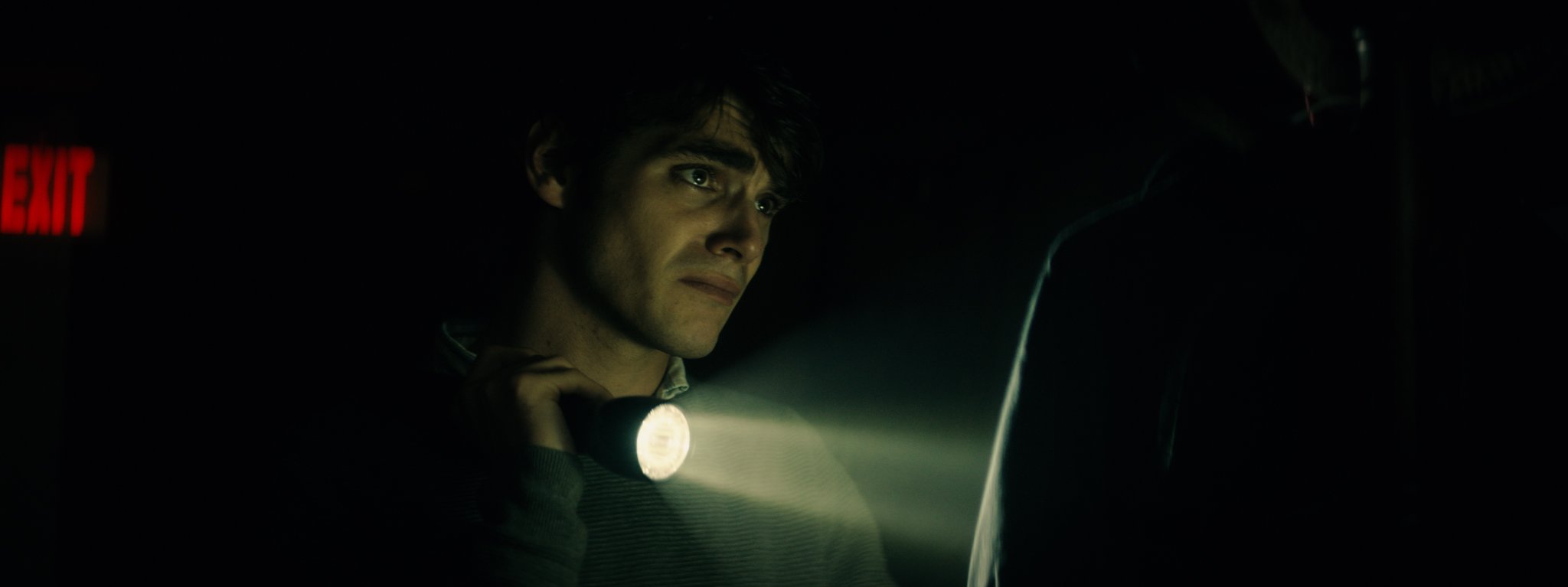 the-oak-room-ending-explained-does-michael-kill-paul