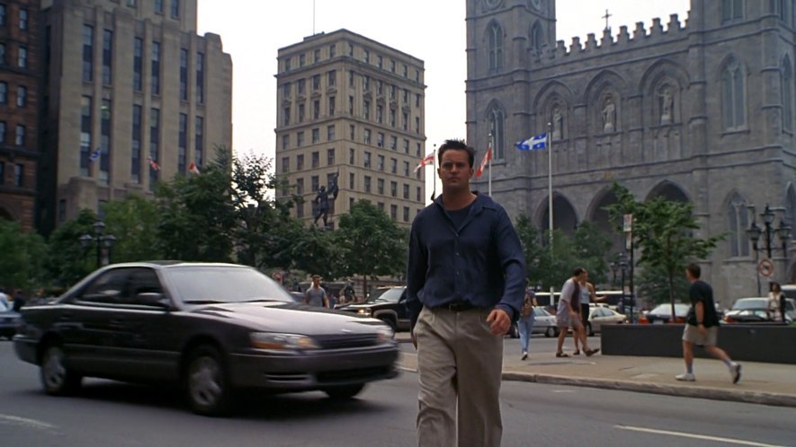 Where Was The Whole Nine Yards Filmed? 2000 Movie Filming Locations