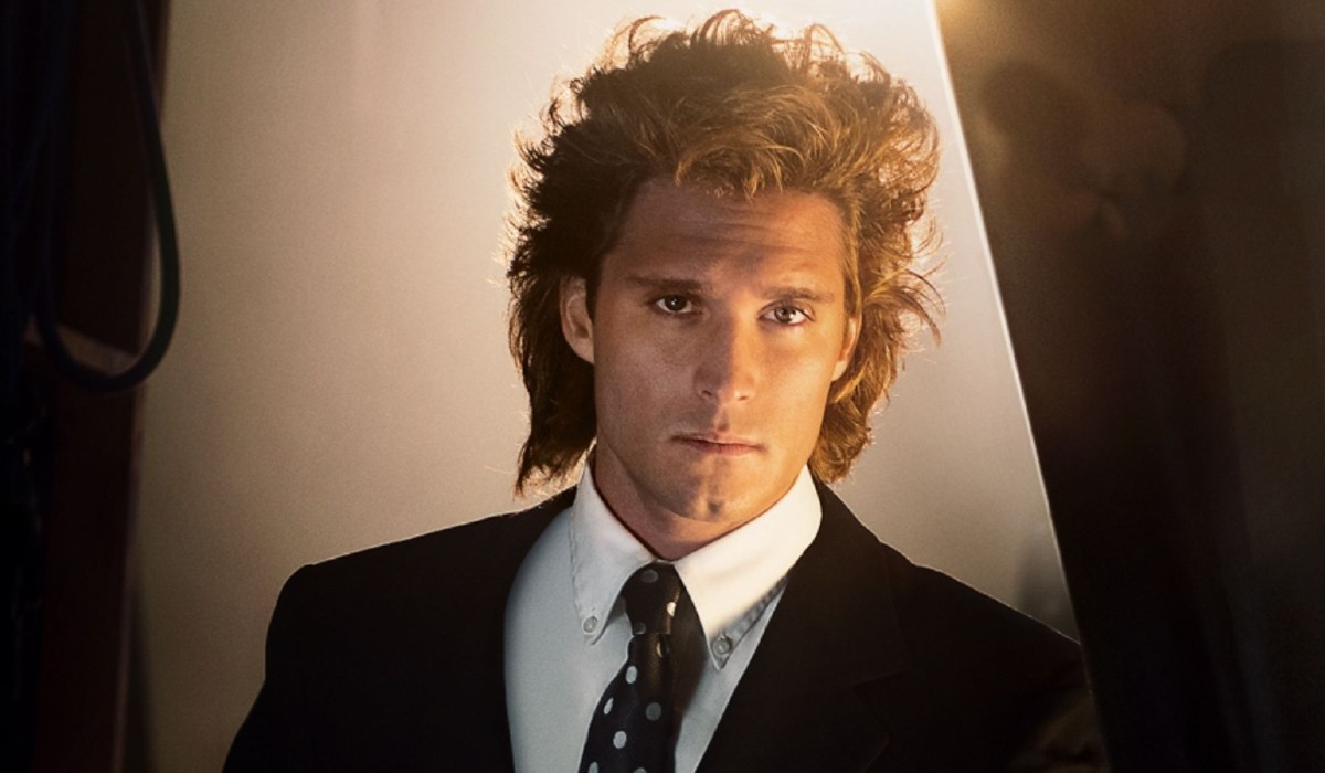 Luis Miguel's True Story: The Netflix Series is Based on Real Life of ...