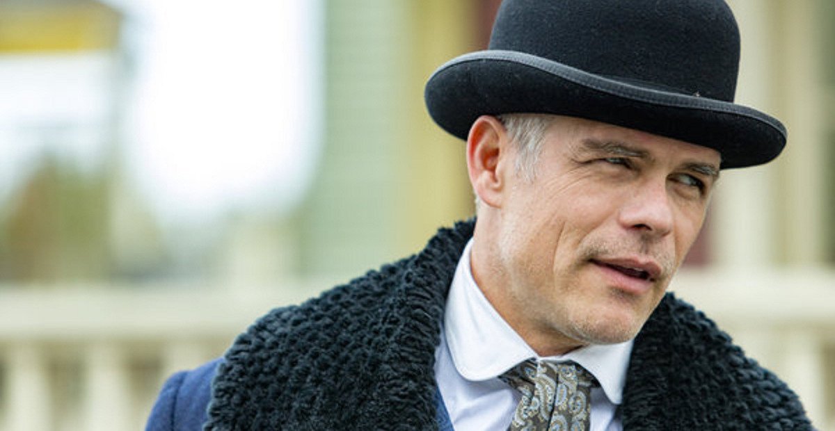 Is Henry Gowen Leaving When Calls the Heart? Is Martin Cummins Leaving WCTH?