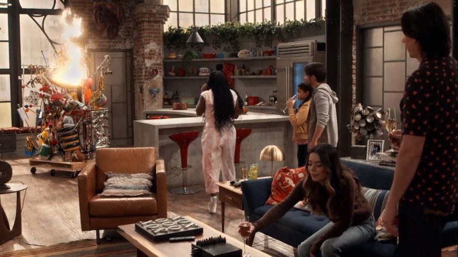 How Did Spencer Get Rich in iCarly Reboot?