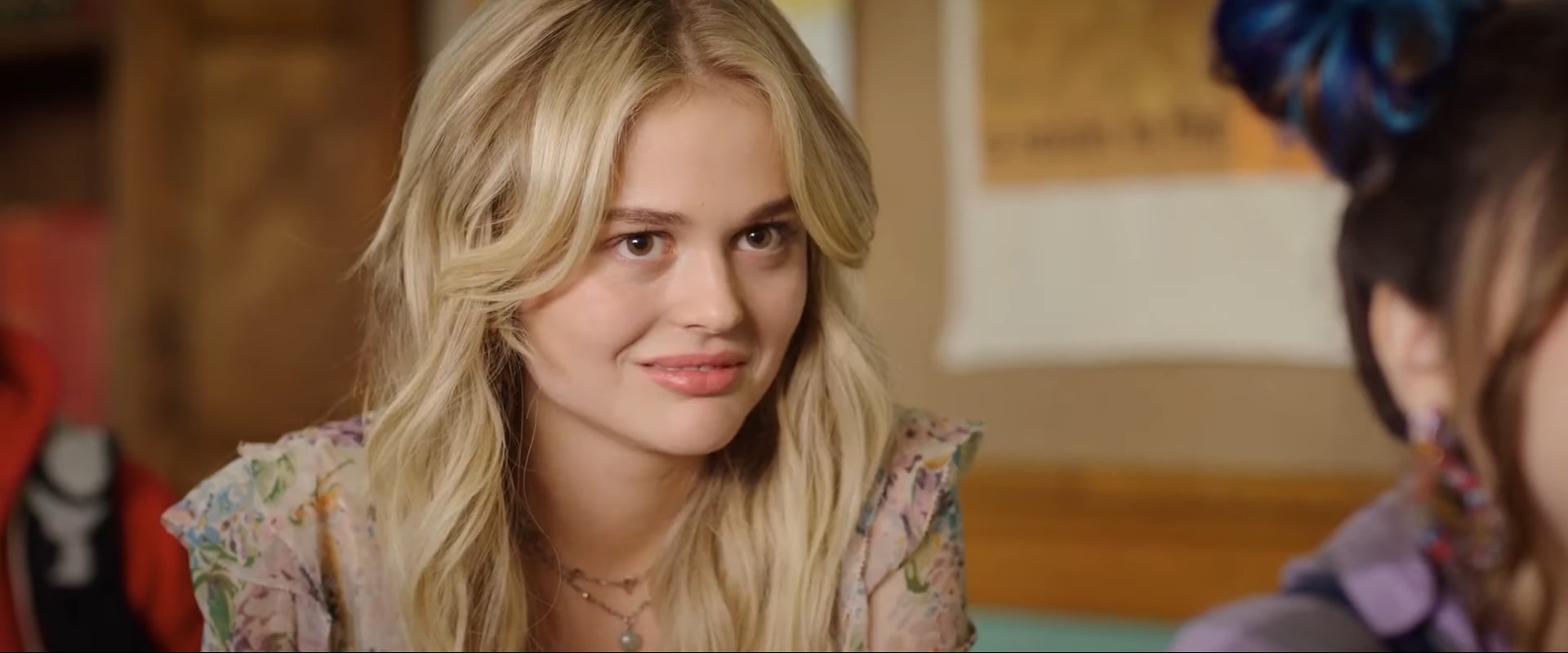 Emily Alyn Lind Plays Audrey Hope in Gossip Girl: Who is Emily Alyn ...