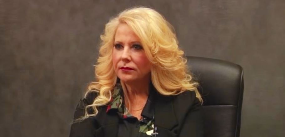 DeAnne Stidham Now: Where is LuLaRoe Owner Today? LuLaRich Update