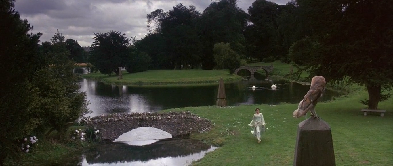 Where Was Labyrinth Filmed? 1986 Movie Filming Locations