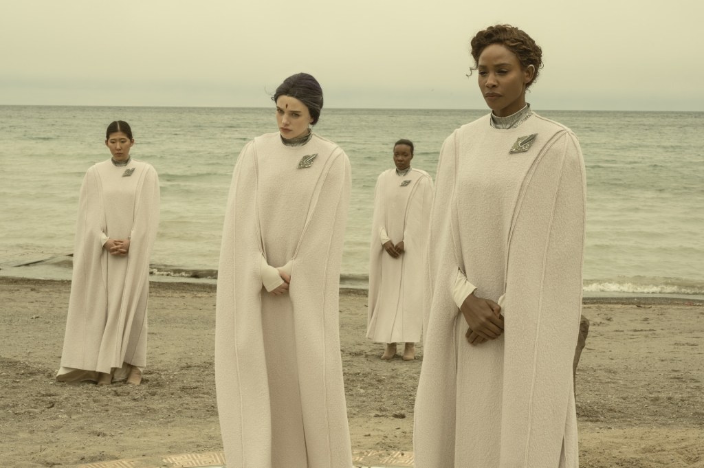 Is Teagan Croft’s Rachel Roth Leaving Titans?