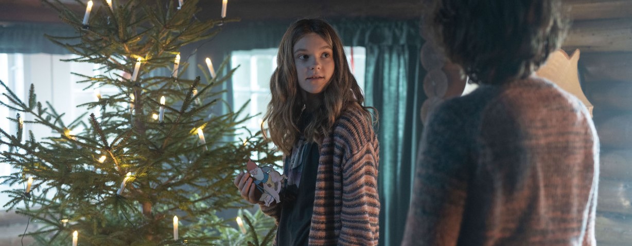 Elves Ending, Explained: Do the Elves Kill Josefine? Is Karen Dead or ...