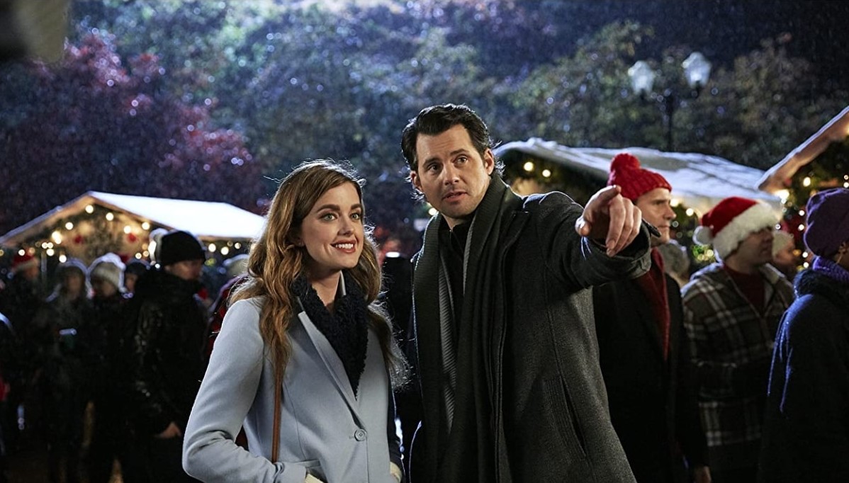 Where Was Small Town Christmas Filmed? Hallmark Cast Details