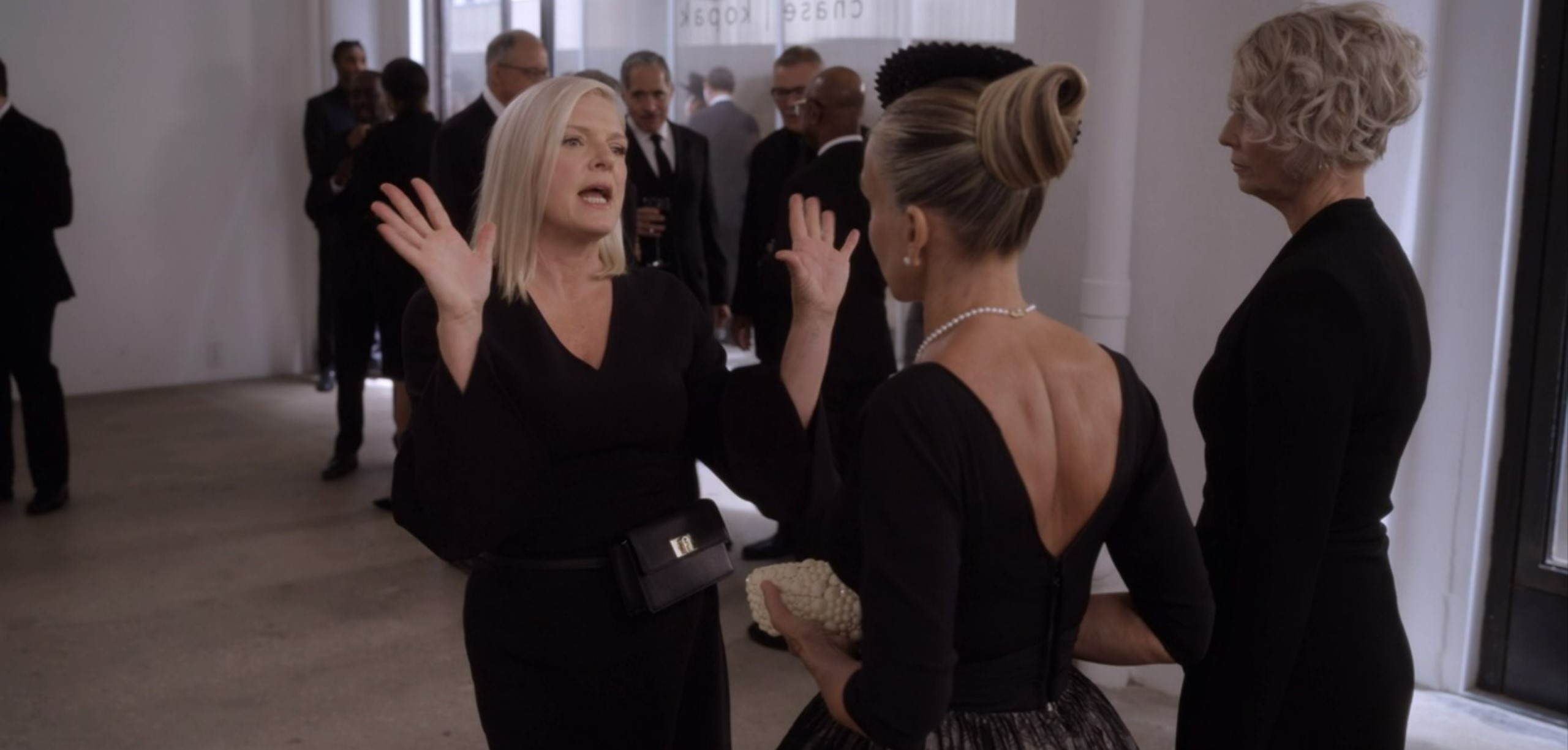 Who Are Gloria and Susan Sharon in And Just Like That…? What Happened ...