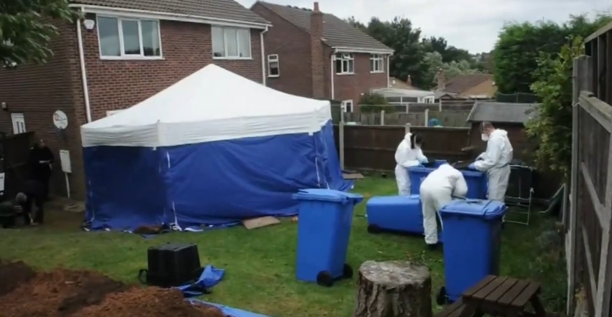 Where Did Susan & Christopher Edwards Live? Where Were Susan's Parents ...