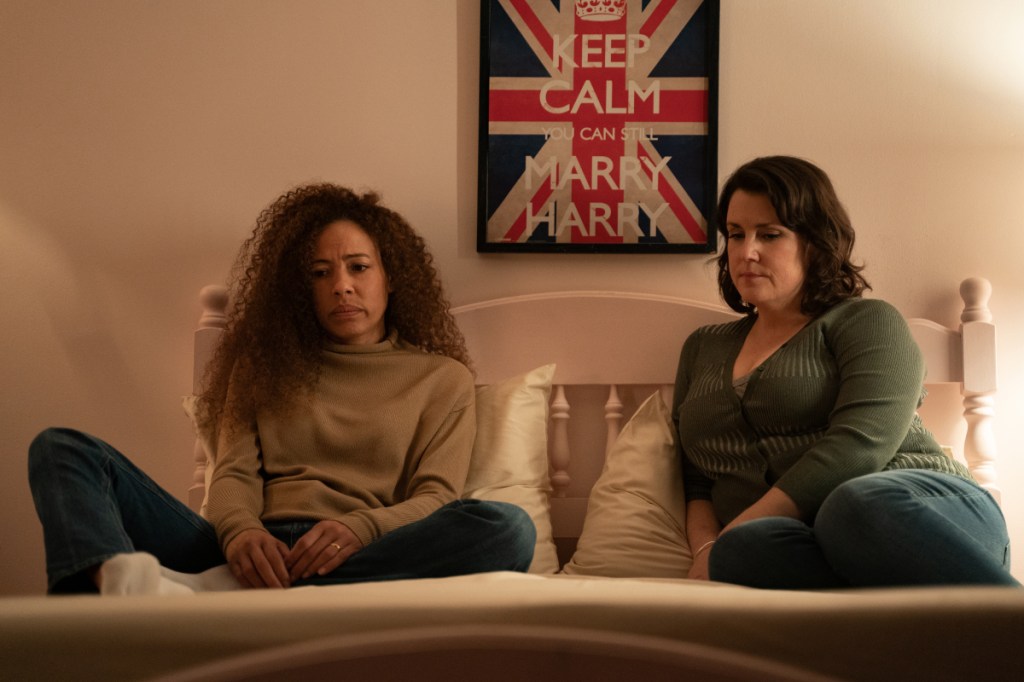 Yellowjackets Episode 8 Recap/Ending, Explained: Is Laura Lee Dead? Who ...