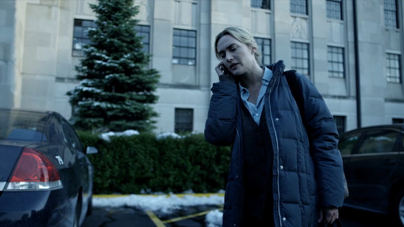 Do Matt Damon’s Mitch Emhoff and Kate Winslet’s Dr. Erin Mears Die in ...