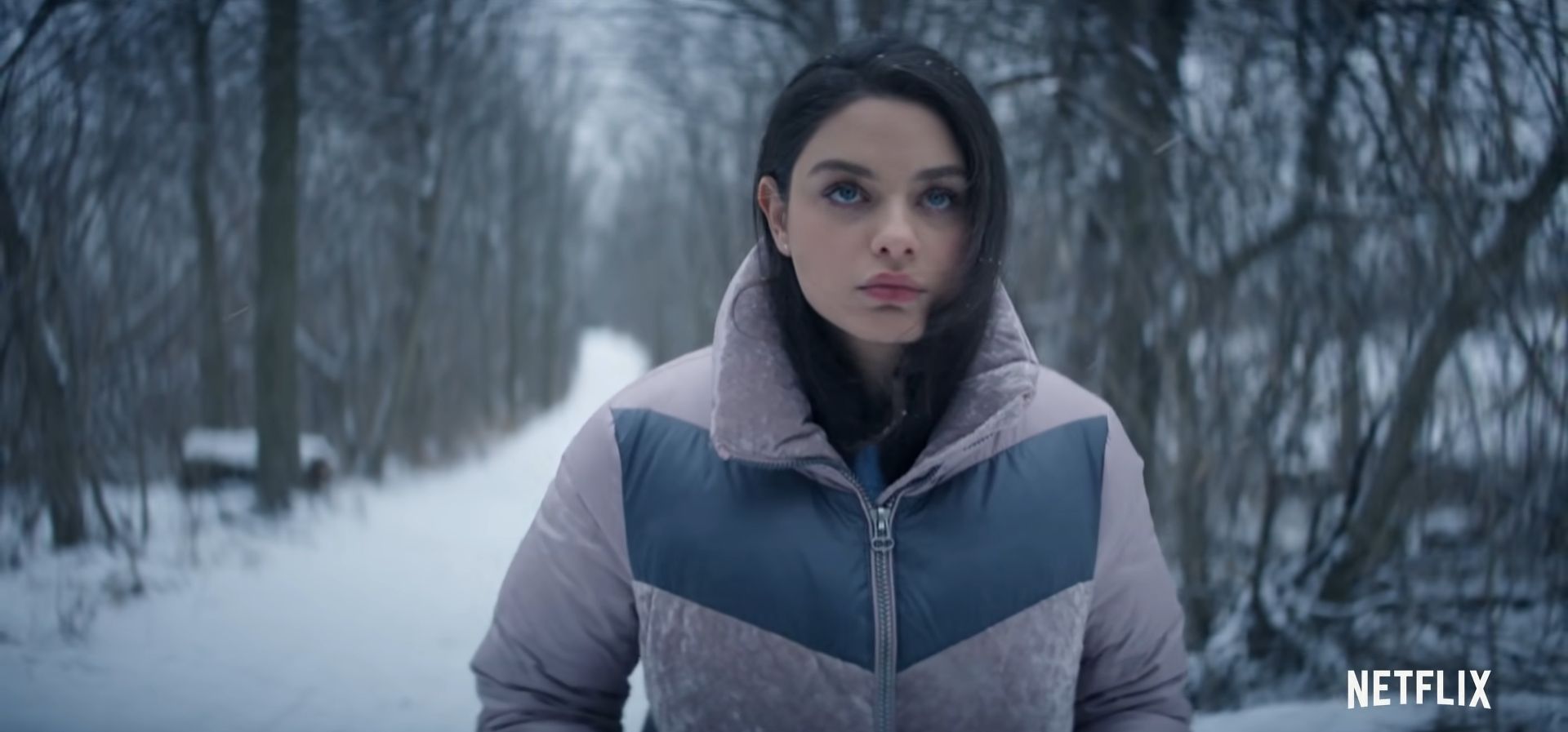 10 Best Hallmark-Like Christmas Movies on Netflix Right Now