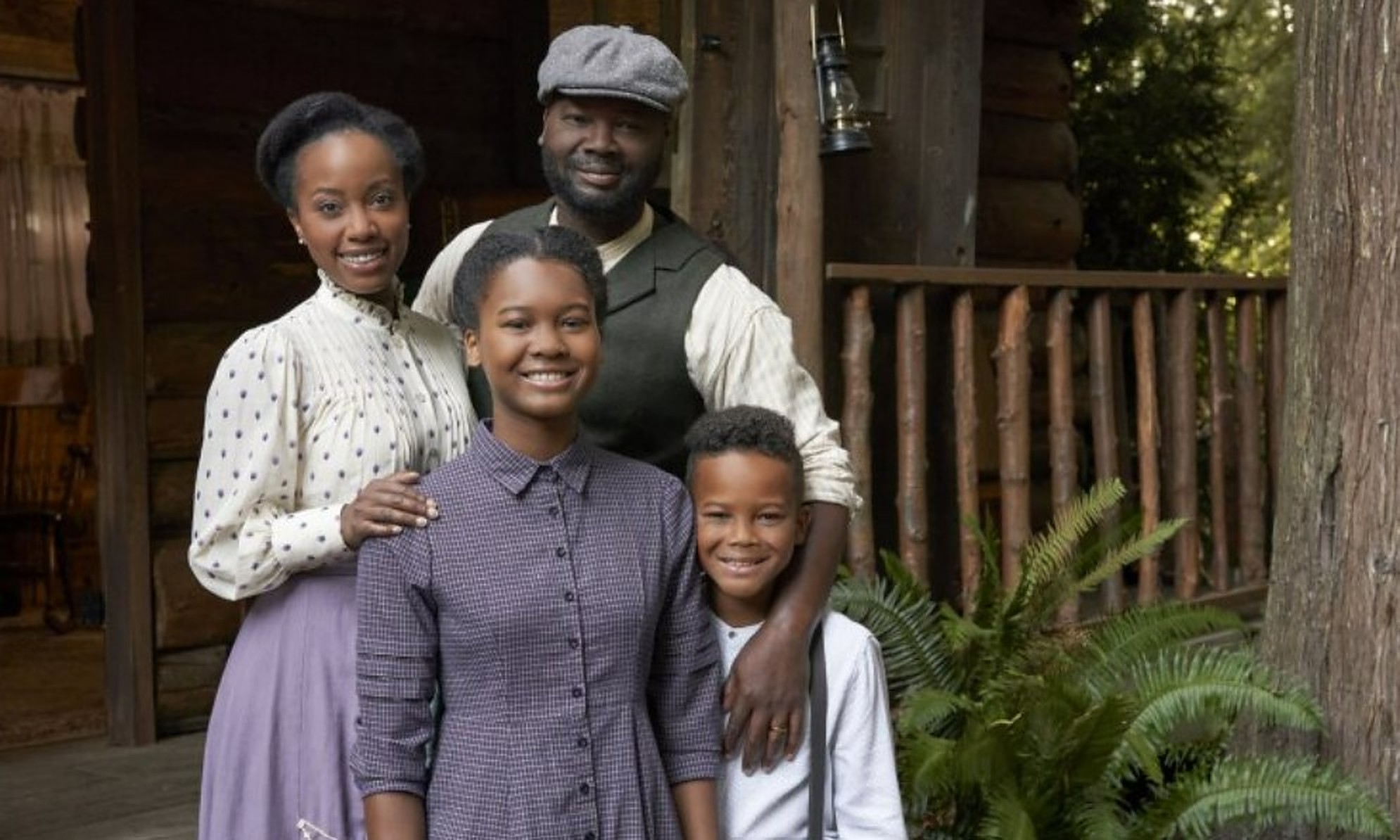 Who is Minnie in When Calls the Heart? Who Plays Minnie Canfield?