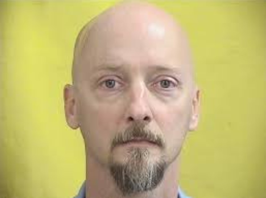 Wendy Offredo and Dawn McCreery Murder: Where Is Clinton Dickens Now ...