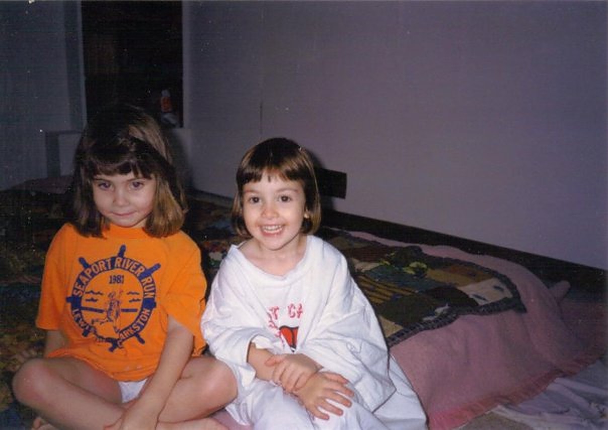 Lizbeth Meredith’s Daughters Now: Where Are Marianthi and Meredith ...