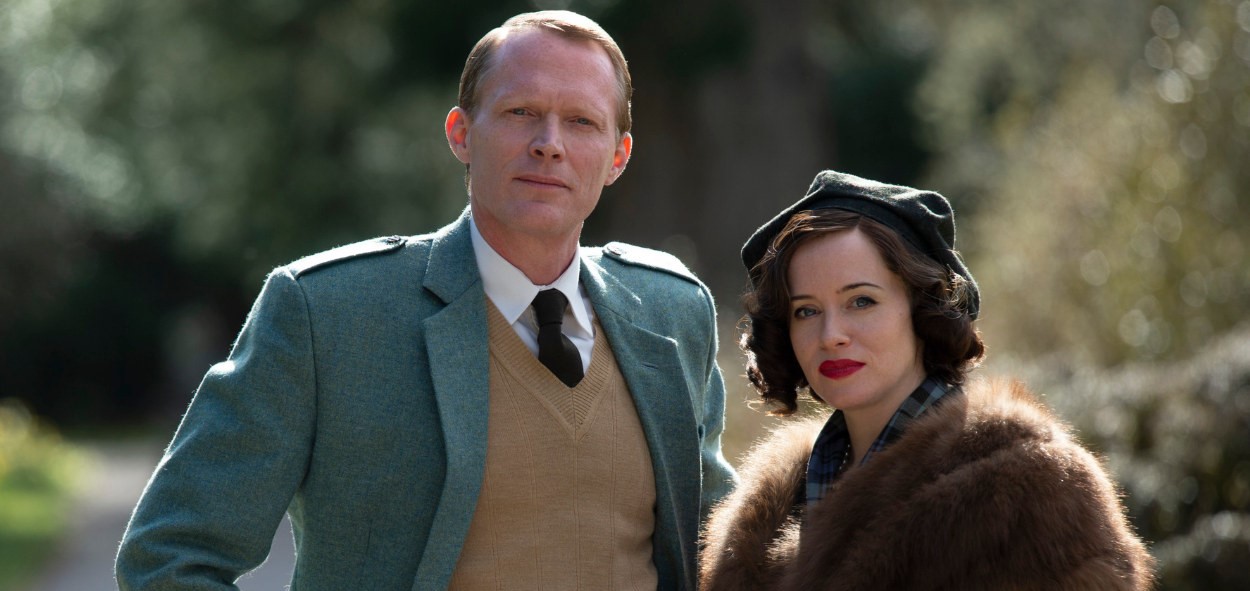 Who Is the Headless Man in the Polaroid in A Very British Scandal? Is ...