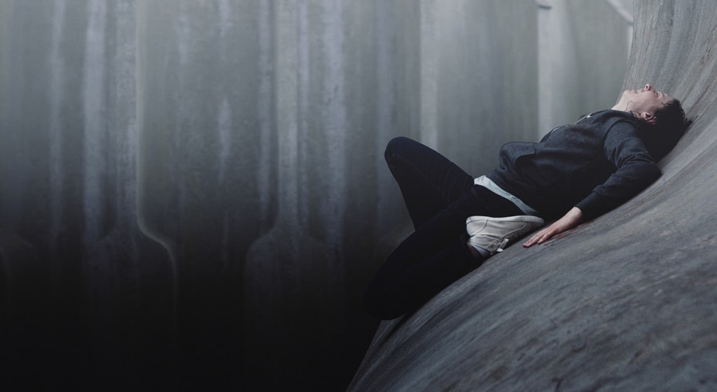 Curve Short Film Ending, Explained: Does the Woman Die or Live?