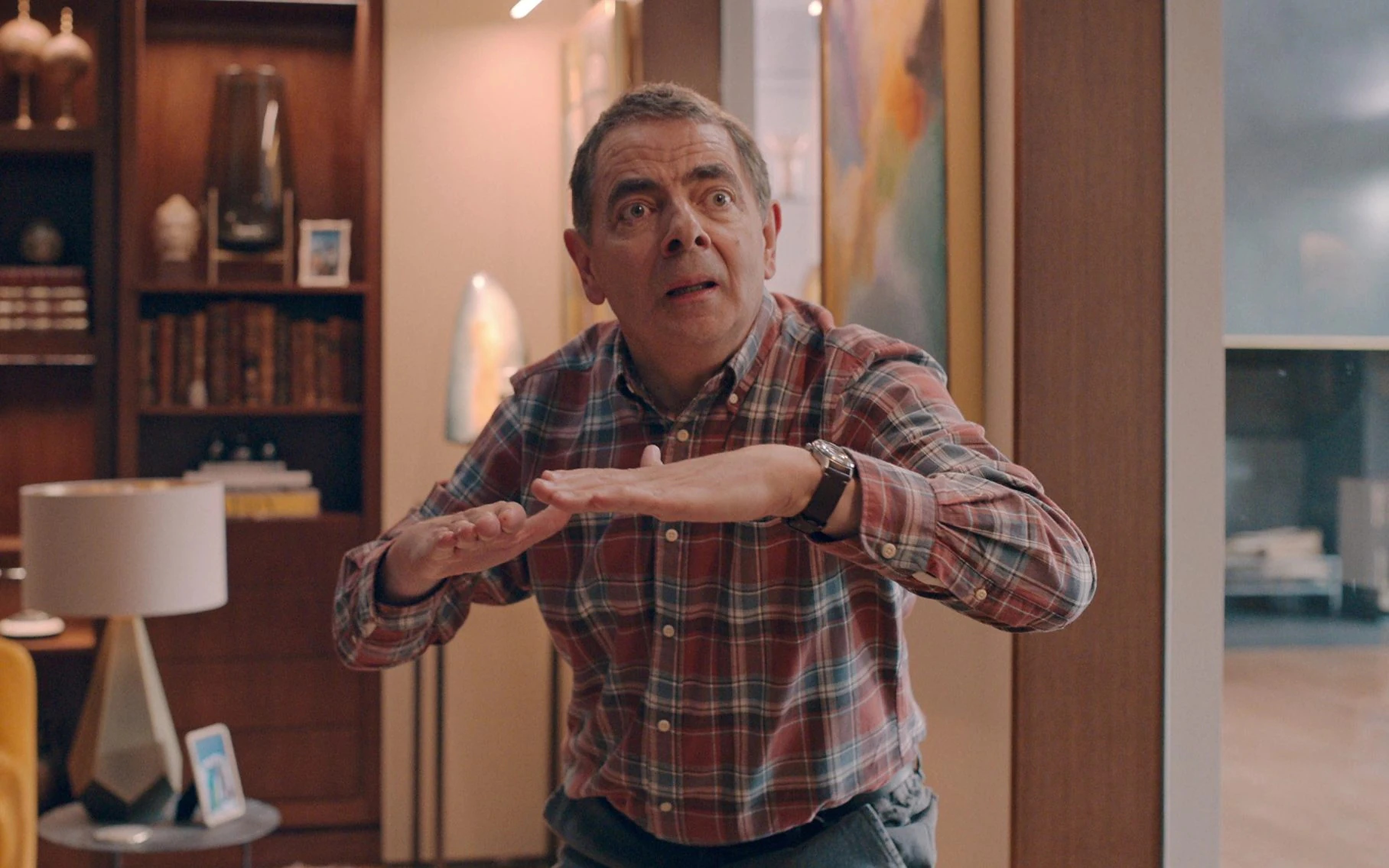 Where is Man vs Bee Filmed? Netflix Filming Locations