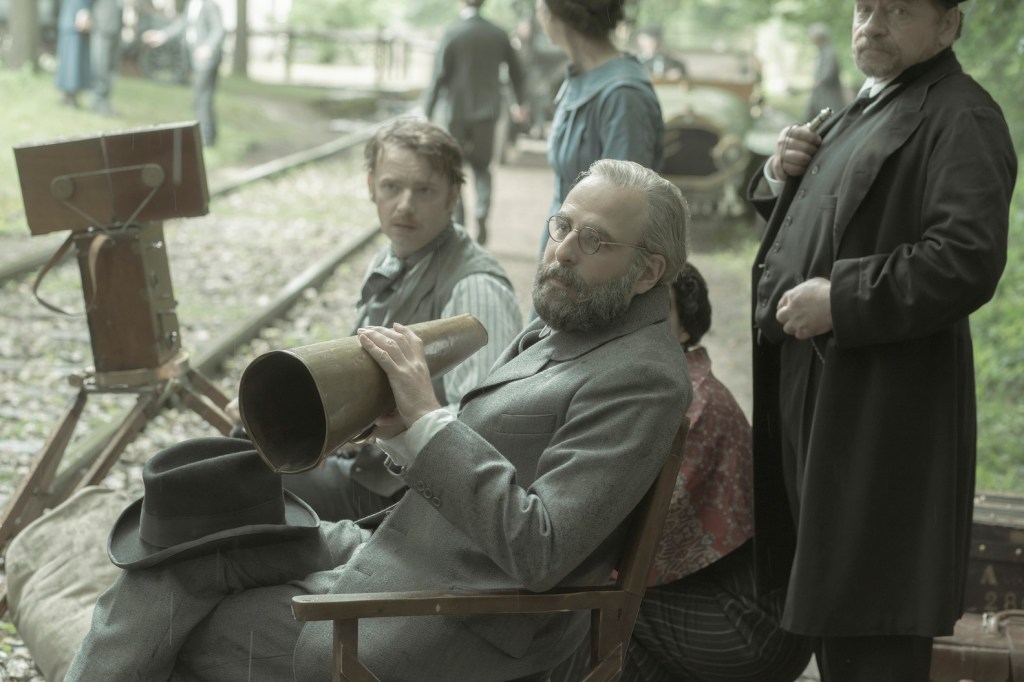 Irma Vep Season 1 Ending, Explained: Why Does Mira Leave?