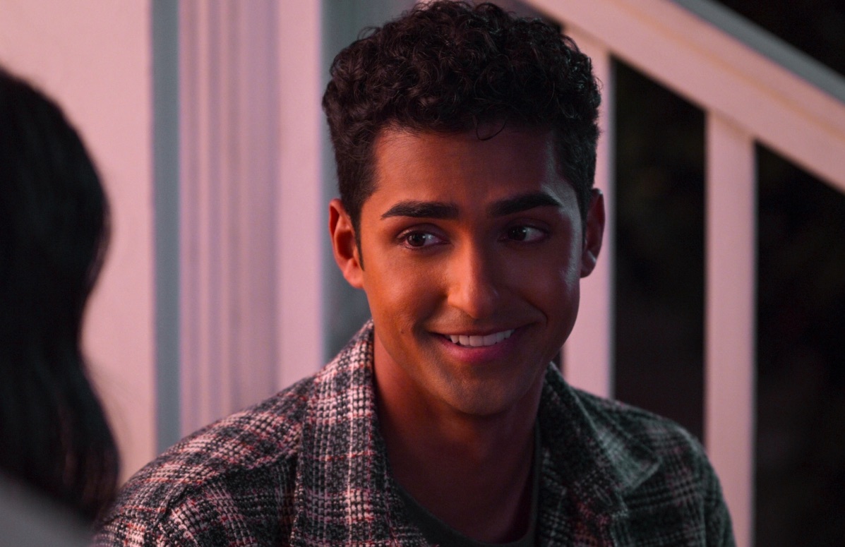 Do Devi and Des End Up Together in Never Have I Ever Season 3?