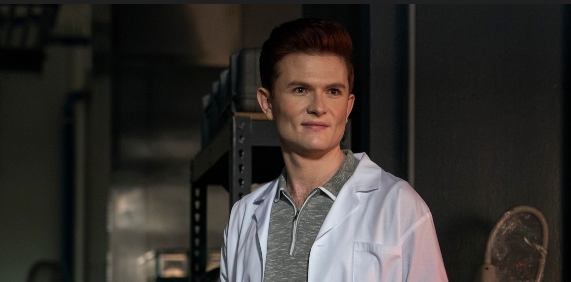 Who Is Dr. Hallenbeck in The Imperfects?