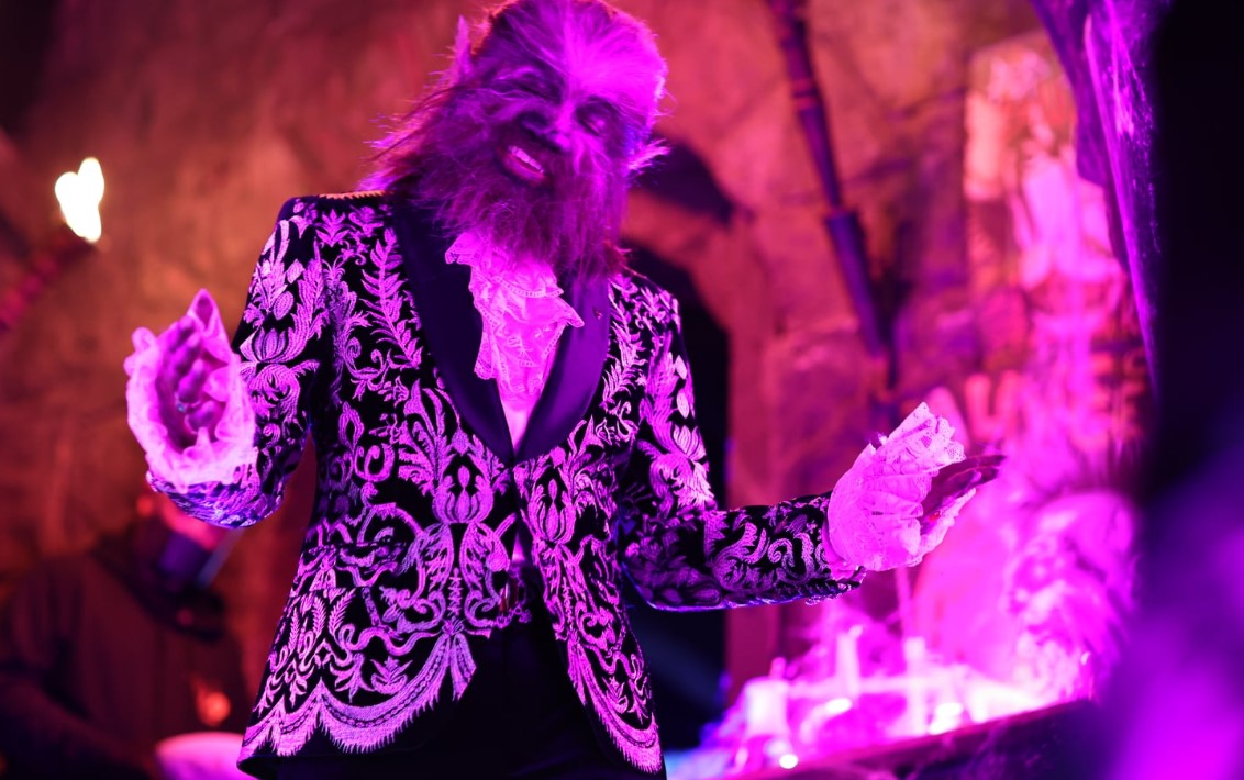 The Munsters Ending, Explained: Do Lily and Herman End Up Together?