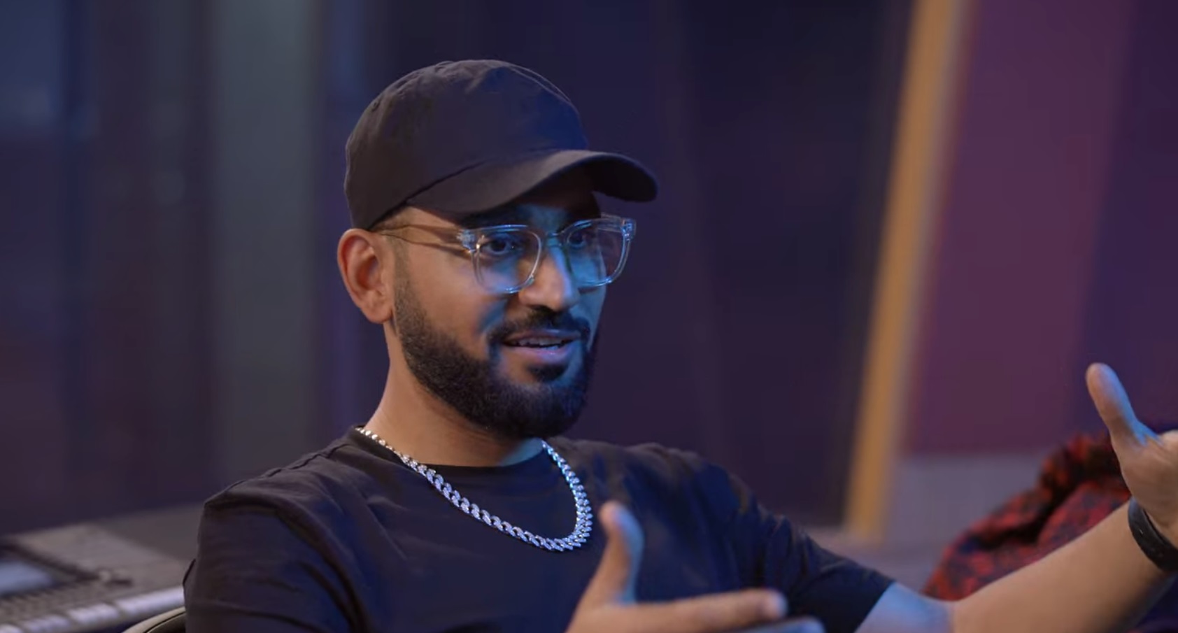 Marwan-Al-Awadhi and Danya Mohammed: Is The Dubai Bling Couple Still ...