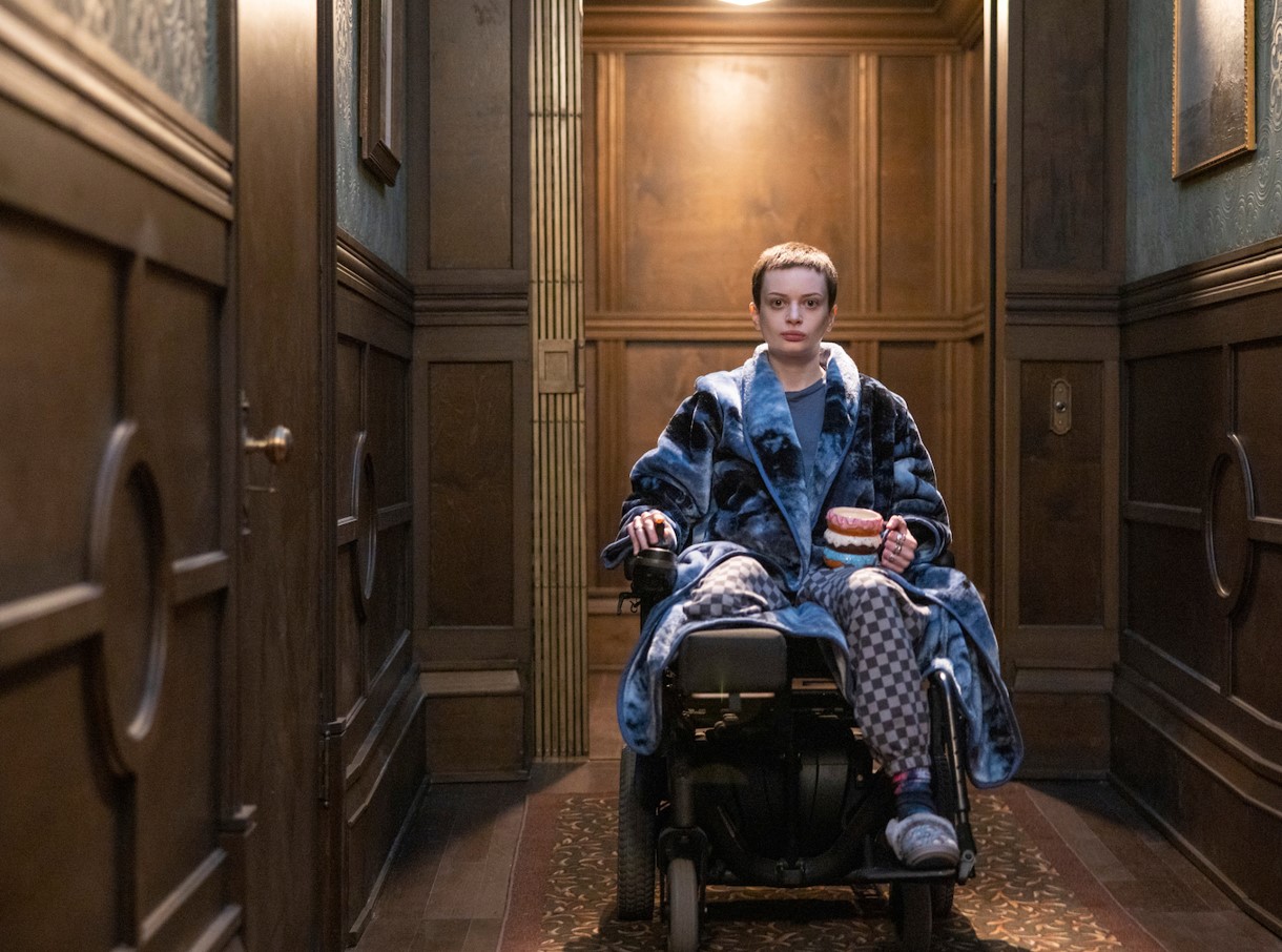 Does Anya Die or is She Cured in The Midnight Club? [Spoiler]