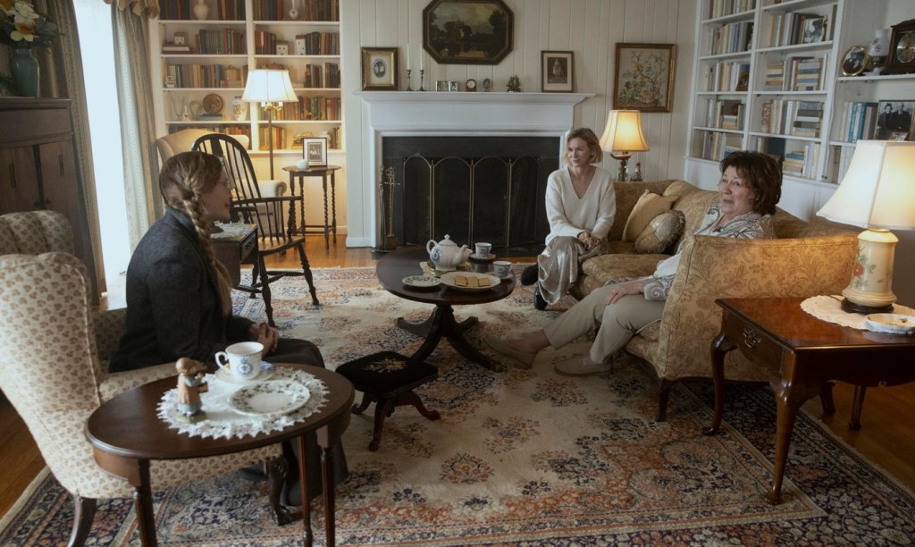 Who Is the Girl in Dean's Bedroom in Netflix's The Watcher? Who Sends ...