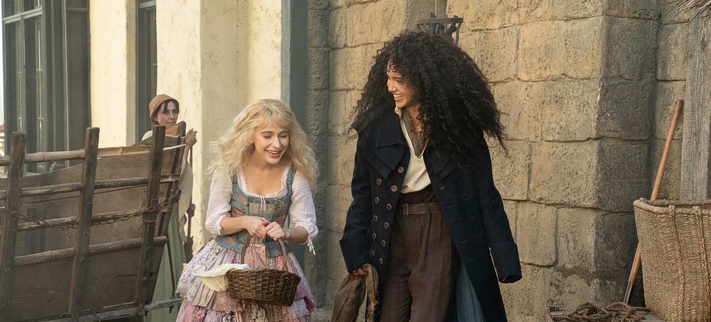 Do Sophie and Agatha End up Together in The School for Good and Evil?