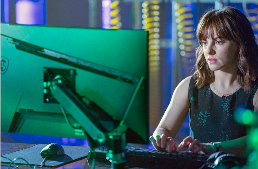 Quantum Leap Episode 3 Recap: Does Janice Have Al’s Handlink and ...