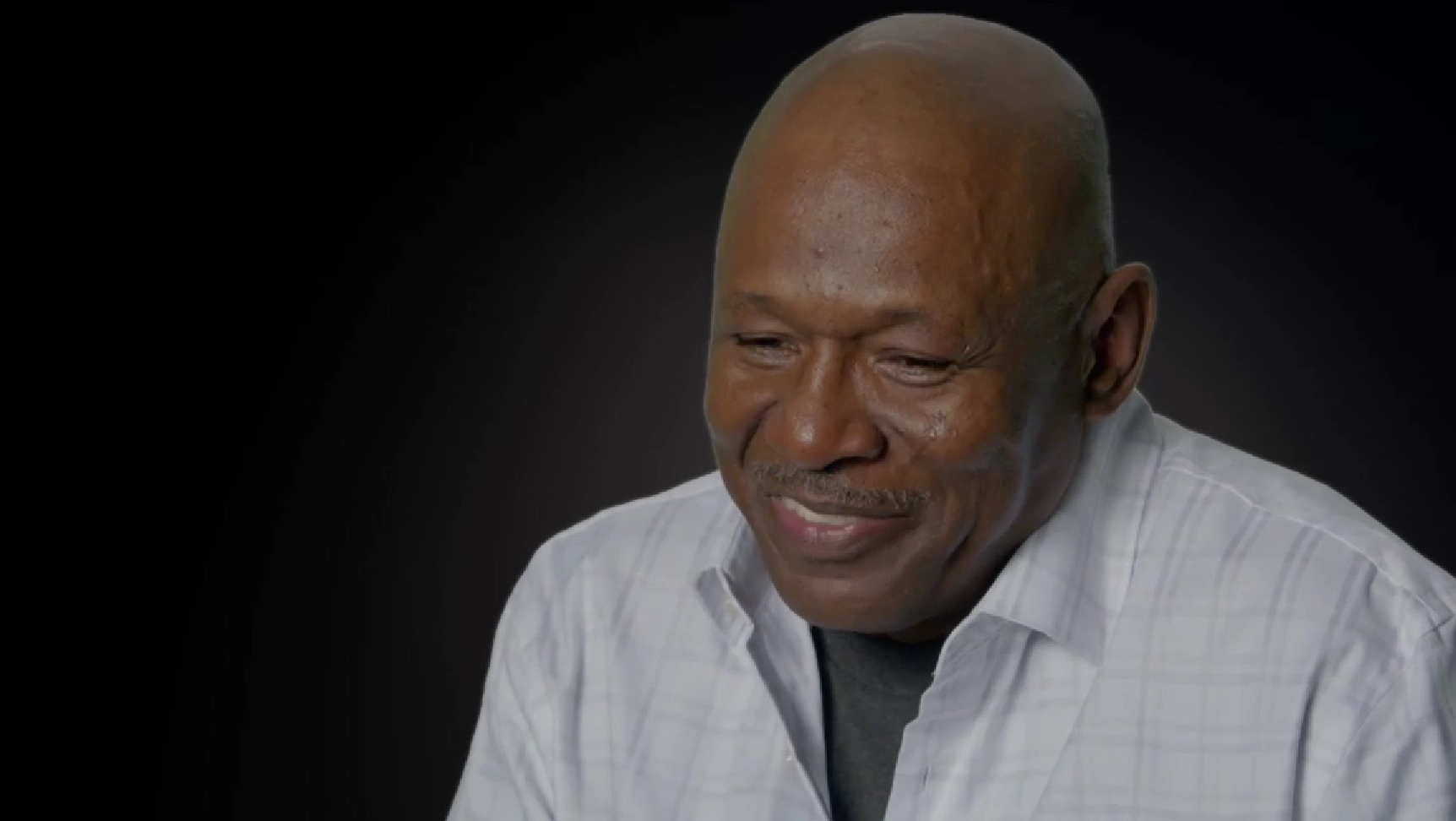 Demetrius Smith: What Happened to R Kelly's Ex-Tour Manager?